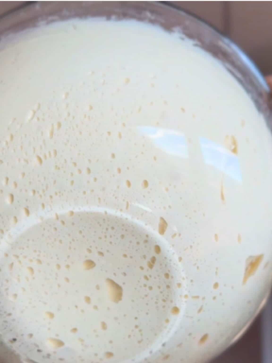 10 Sourdough Bulk Fermentation Tips for Beginners - Stretch and Folds